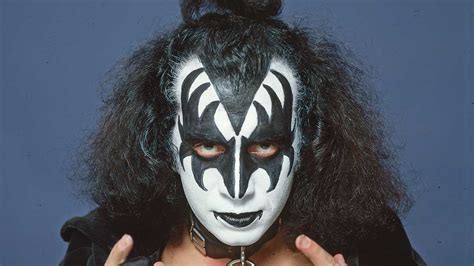 Gene Simmons Und Cher Cher And Diana Ross Are Friends From Very Long