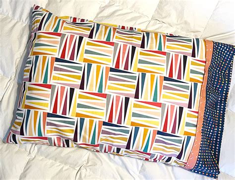 Simple Pillowcase Tutorial Sit N Sew Fabrics