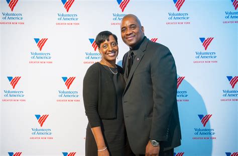 Photos Paige Davis And Patrick Page Attend Volunteers Of America Greater