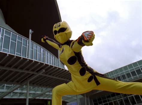 Yellow Jungle Fury Ranger Top 5 Yellow Rangers From Power Rangers