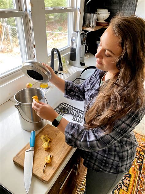 Qanda With Melanie Gnau Insight On Joyful Practical Ways To Live More Sustainably Honestly Modern