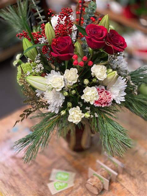Christmas Artificial Flowers Bouquet At Jill Deleon Blog