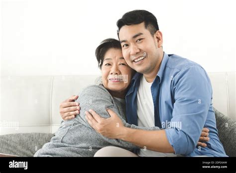 Japanese Mother Son Hugging High Resolution Stock Photography And Images Alamy