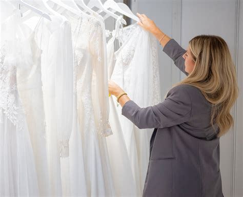 Know Your Brides Grow Your Business Understanding What Brides Really Want Business Bridal