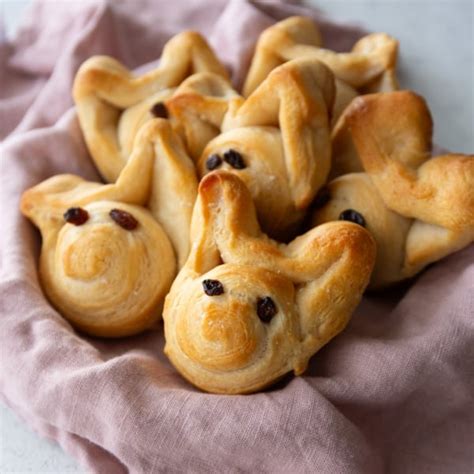 Bunny Rolls Just 3 Ingredients