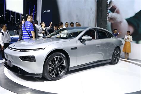 【小鹏p7图片】小鹏p7高清实拍图 手机新浪汽车