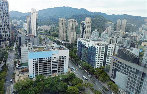 Fbs富比士地產王 華登新城峰