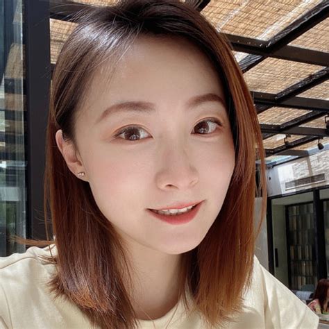 Wenting Chens Instagram Twitter And Facebook On Idcrawl