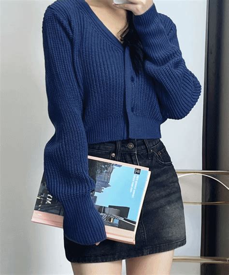 퀄리티보장 개강룩 가을 찰떡 하찌 크롭 긴팔 가디건 손등 덮는 여리핏 데일리 꾸안꾸템 소풍 현체 수련회 수학여행 가을가디건4