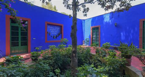 Casa Azul Frida Kahlo The Blue House In Mexico Digs Magazine