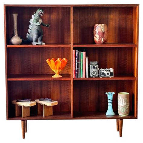 Mid Century Modern Bookcases 1107 For Sale At 1stdibs Mid Century