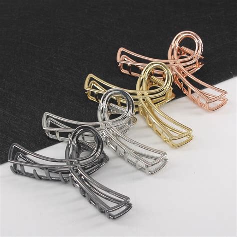 헤어 샤크 집게 머리핀 연예인 반묶음 올림머리 에이블리