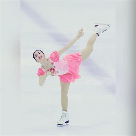 選手紹介 （中村 優里） 慶應義塾体育会 スケート部フィギュア部門