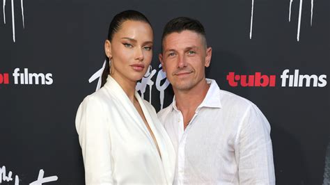 Adriana Lima Marries Andre Lemmers
