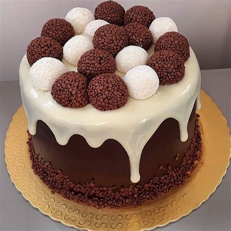 Pin De Renata Santos Em Bolos E Receitas Bolos E Doces Bolo De