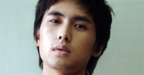 유하준 윤계상 하정우와 매력남 호스트 파격 변신