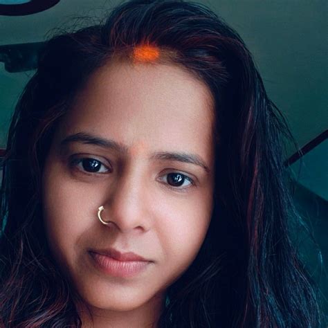 Snehlata Dubey Snehlatadu2772 Snapchat Stories Spotlight And Lenses