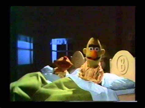 Sesame Street Bert E Ernie Dormono