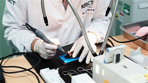 Next Generation Nanoparticlestem Cell Hybrids Open A New Horizon In