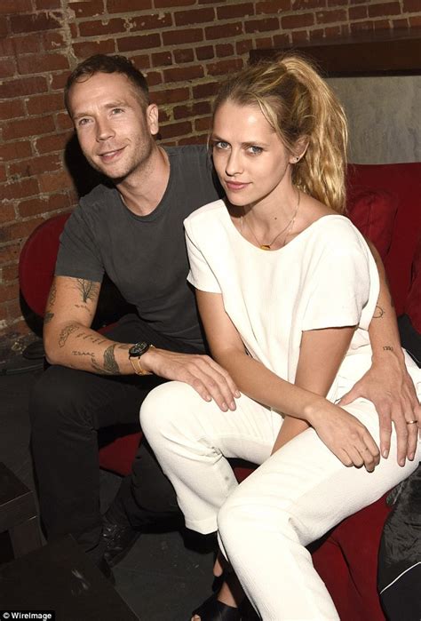 Teresa Palmer And Mark Webber Pack On The Pda At The Green Room