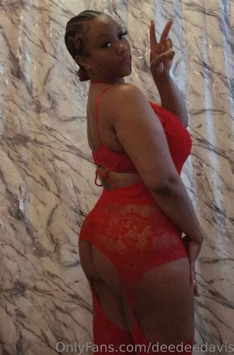 Deedee Davis Shesfreaky