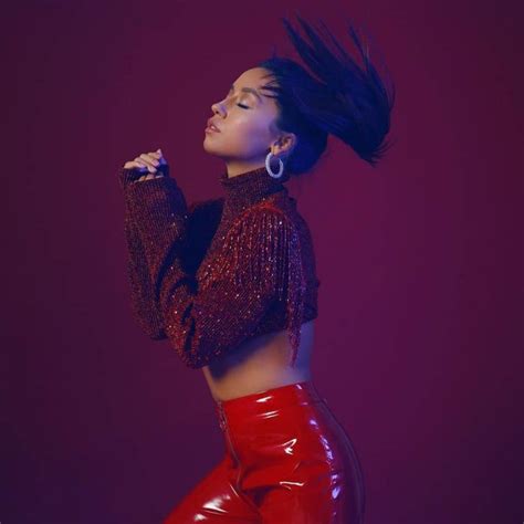 Tuğba Yurt Röportajı Söz Müzik