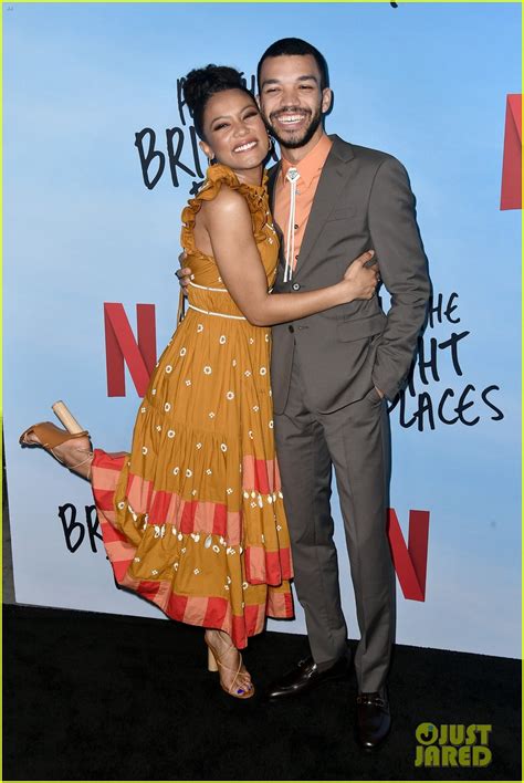 Photo Elle Fanning Justice Smith Bright Places Premiere 14 Photo