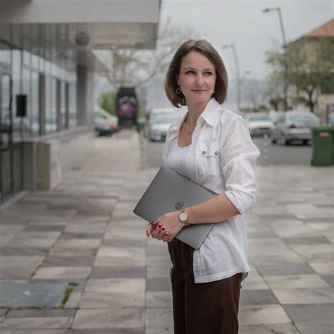 Irina Felker Sachno Youtube