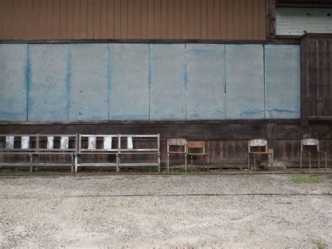 阿智村公民館 阿智村中央公民館は、923断捨離決行します！ 今日は先行して会地公民館の皆さんが倉庫を片付けてくださいました。謎のものがわんさか一方、探してた古い記録集が出て