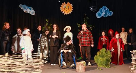 უკრაინელი შშმ ბავშვებისთვის ბათუმის ინკლუზიური დასი სპექტაკლს გამართავს Batumelebi • რუსეთ