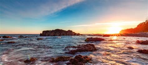 Rocky Shore On Pacific Ocean West Coast During Sunny Sunset Vancouver Island Stock Image