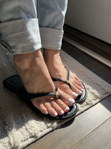 لاانگشتي 🩴