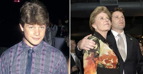How Patty Dukes Son Sean Astin Found Out Who His Real Father Was The Vintage News