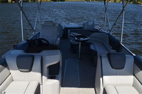 Lopez Lake Marina