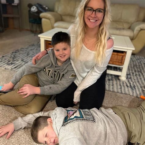 Julia Aarestad Youtube