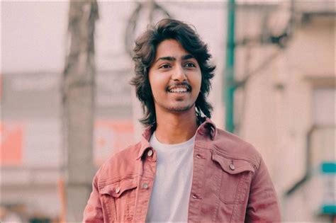 Pruthvi Shamanur Debuts In Padavi Poorva Kannada Film