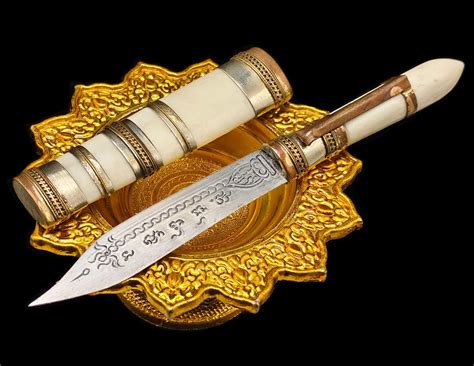 Mysterious Sacred Magic Knife Pen Meed Mor Lp Derm Wat Nong Pho Nakhon