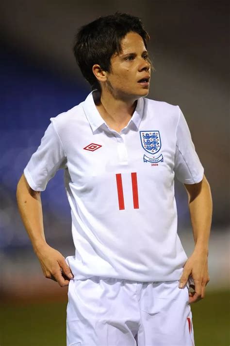 Sue Smith Official Site For Woman Crush Wednesday Wcw