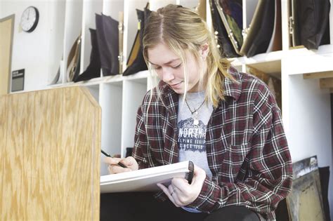 Nude Modeling For Jmu Art Classes Creates Sense Of Empowerment