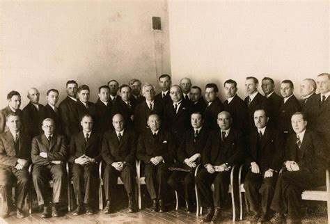 Rahvuskogu I Koja üks Komisjonidest Parikas Ajapaik