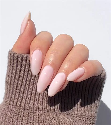 What Are Bubble Bath Nails The Minimal Manicure Trend Explained