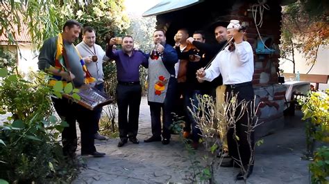 Cristian Rizescu Si Mita De La Bals Beau Cu Finu Beau Cu Nasu O