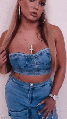 Hot Latina  S Tenor