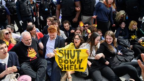 Shell Climate Protest Disrupts Oil Companys Shareholder Meeting Cnn