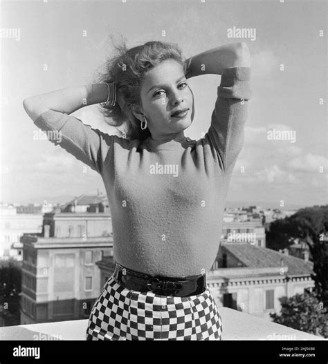 Abbe Lane American Singer And Actress In Rome To Star In Film The