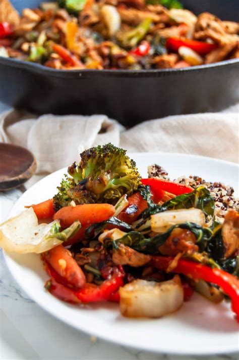 Easy Chicken Stir Fry With Garlic Ginger Sauce Nutrition To Fit