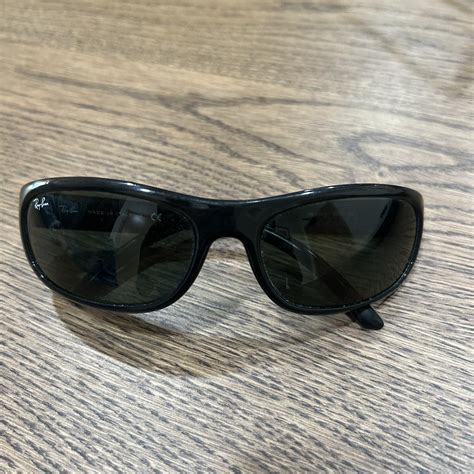 Authentic And Original Black Ray Bans No Noticeable Depop