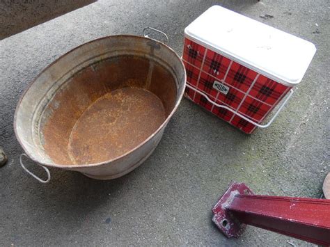 Armitage Auctions Item Detail