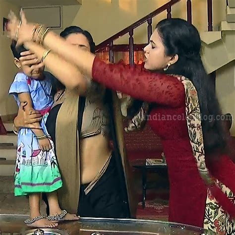 Kavya Shastry Mahalakshmi Tamil Serial S2 22 Hot Saree Caps Indiancelebblog