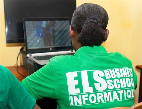 Sec ႁူမ်ၸူမ်းႁပ်ႉတွၼ်ႈ ၸဝ်ႈတႃႇၼ ႁူမ်ႈလူႇတၢၼ်း ၵမ်ႉၸွႆႈထႅမ် တႃႇပၢင်သ